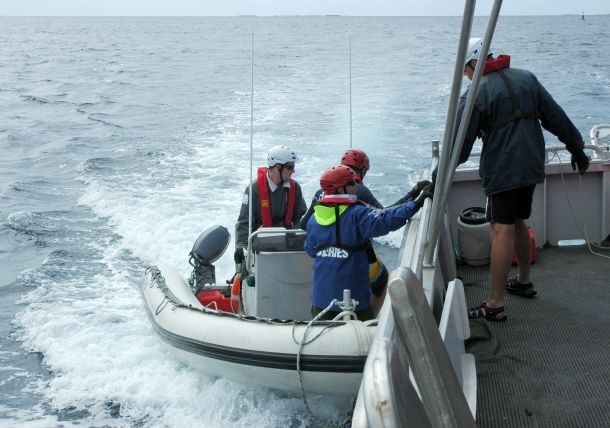 Positions Vacant: Fisheries and Marine Officers - Fishing World Australia