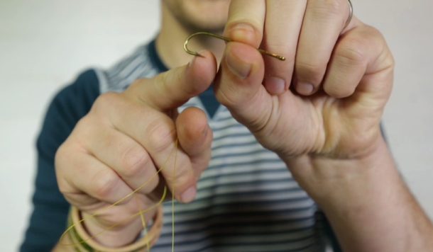 VIDEO: How to remove a hook - at 1500fps - Fishing World Australia