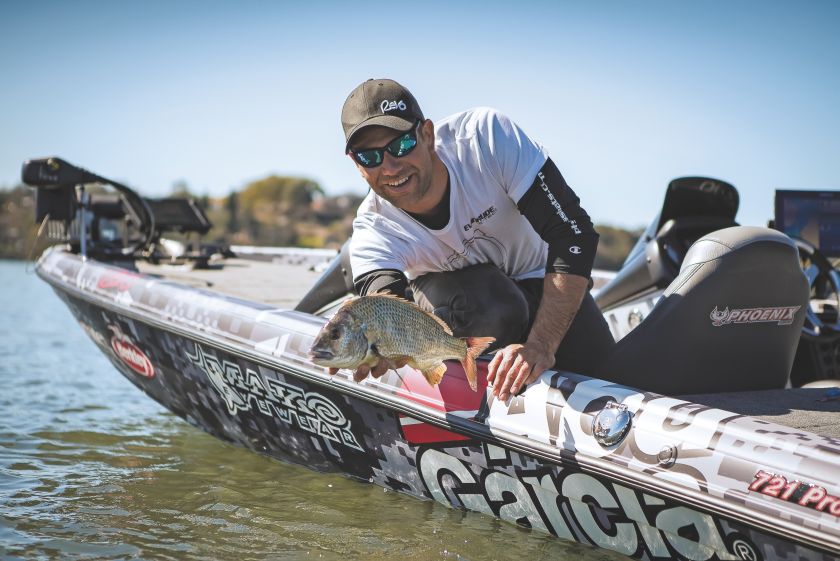 REVIEW: Phoenix, Evinrude & Simrad tournament boat - Fishing World ...