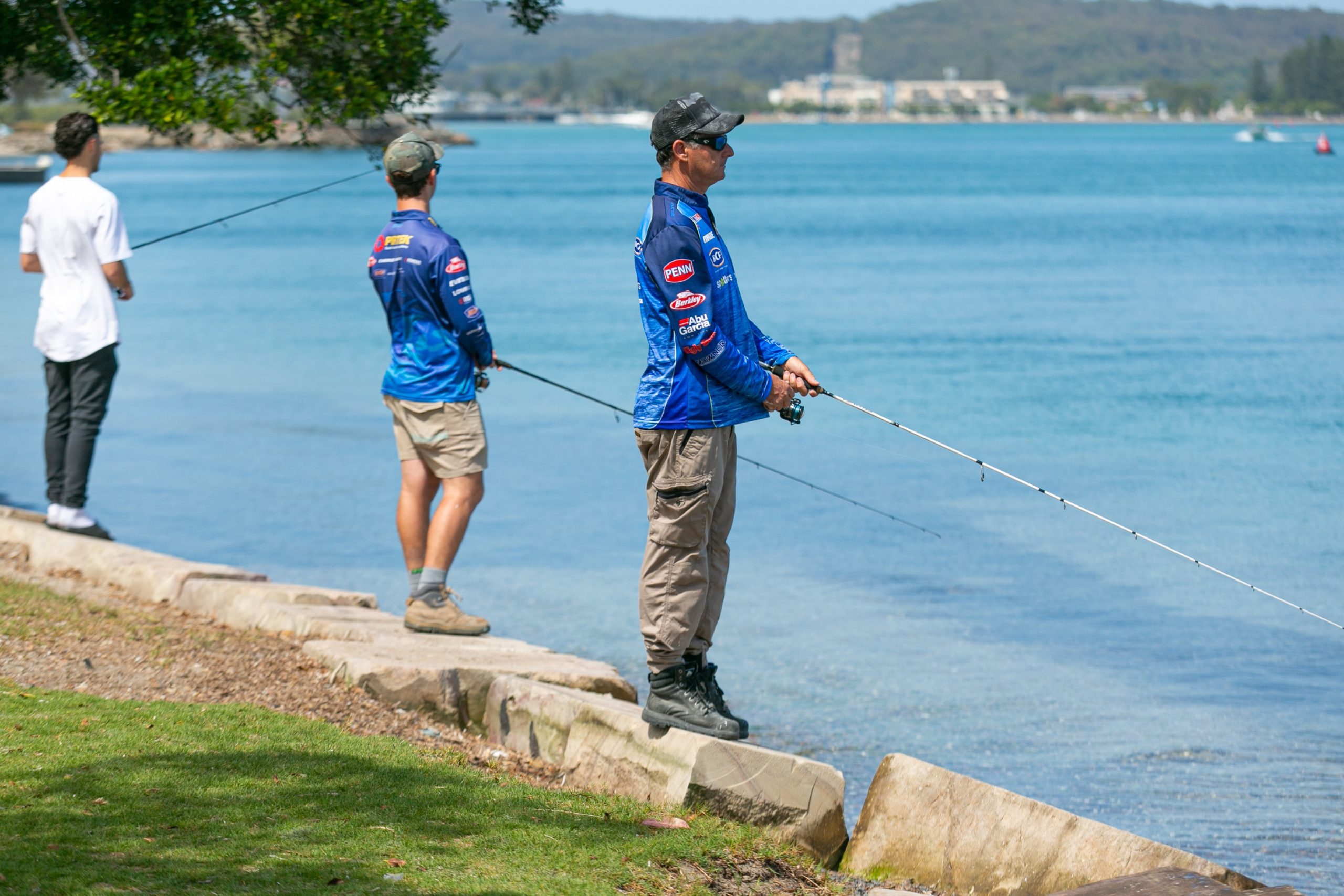 Let's Fish Lake Mac catch and release competition - Fishing World Australia
