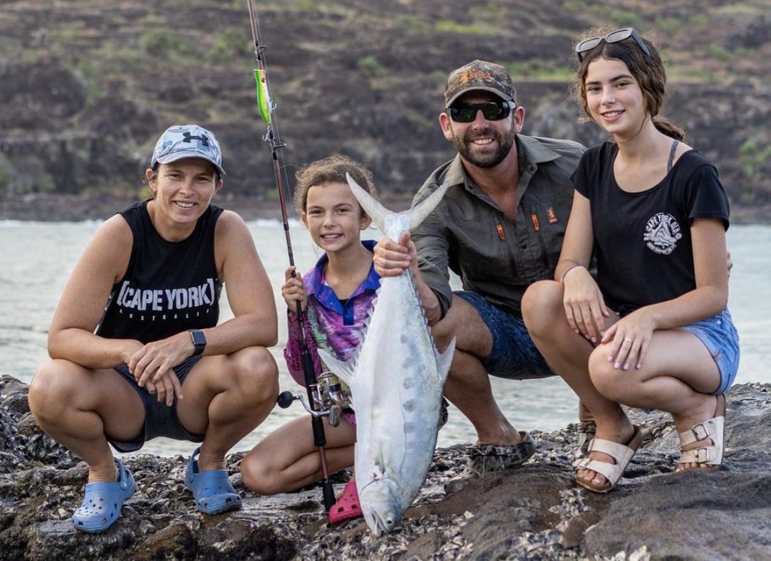VIDEO: Drone capture of queenfish eating a popper - Fishing World Australia