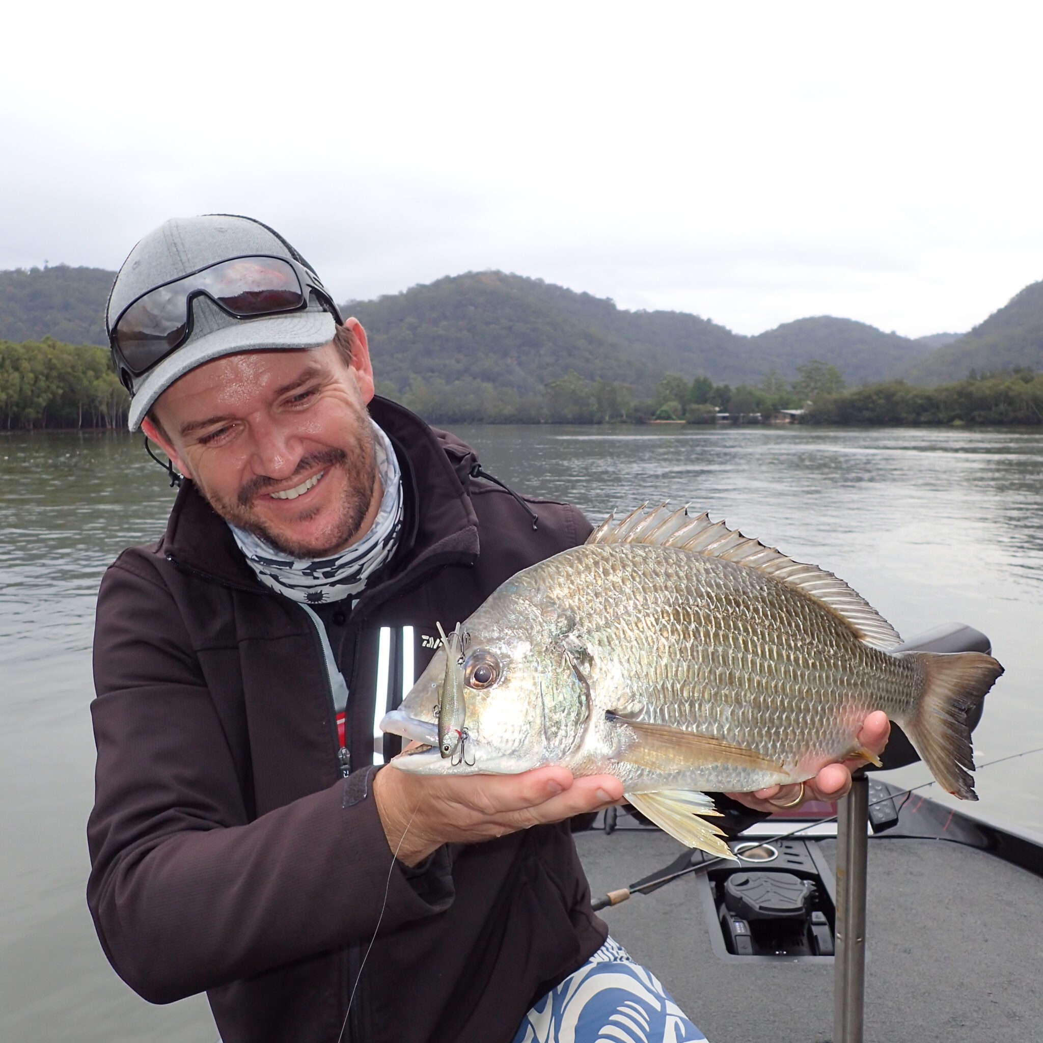Big winter bream - Fishing World Australia