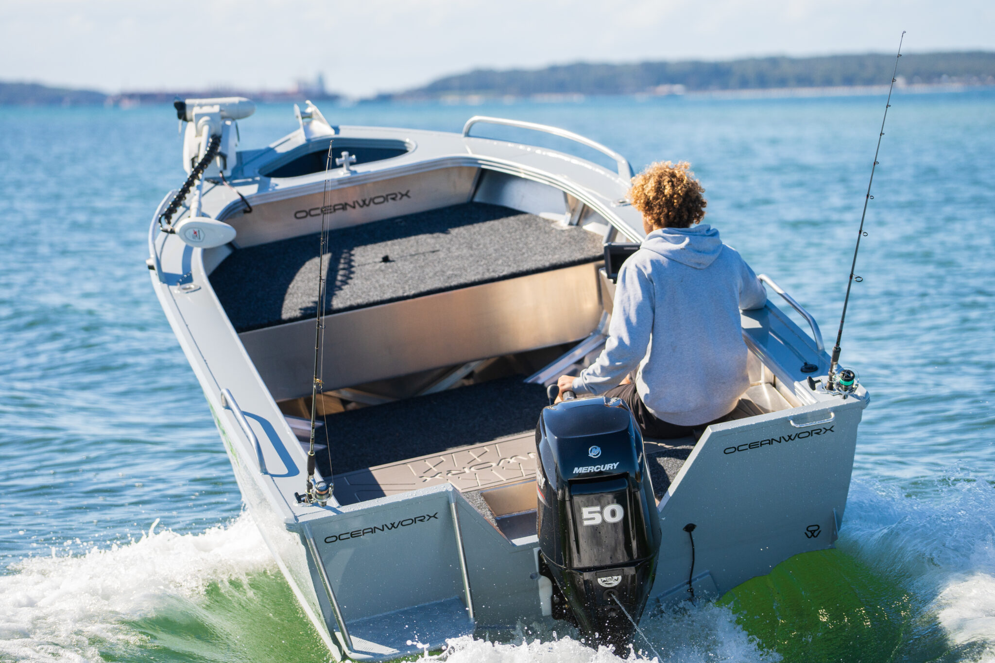 Oceanworx Squadron CC 5.2 and 4.3m tiller steer - Fishing World Australia