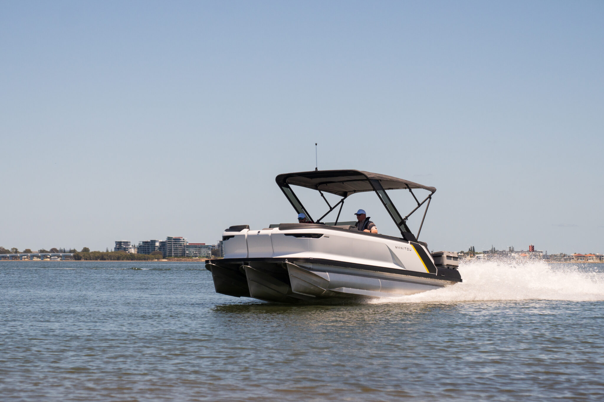 Manitou Explore 22 Switchback - Fishing World Australia