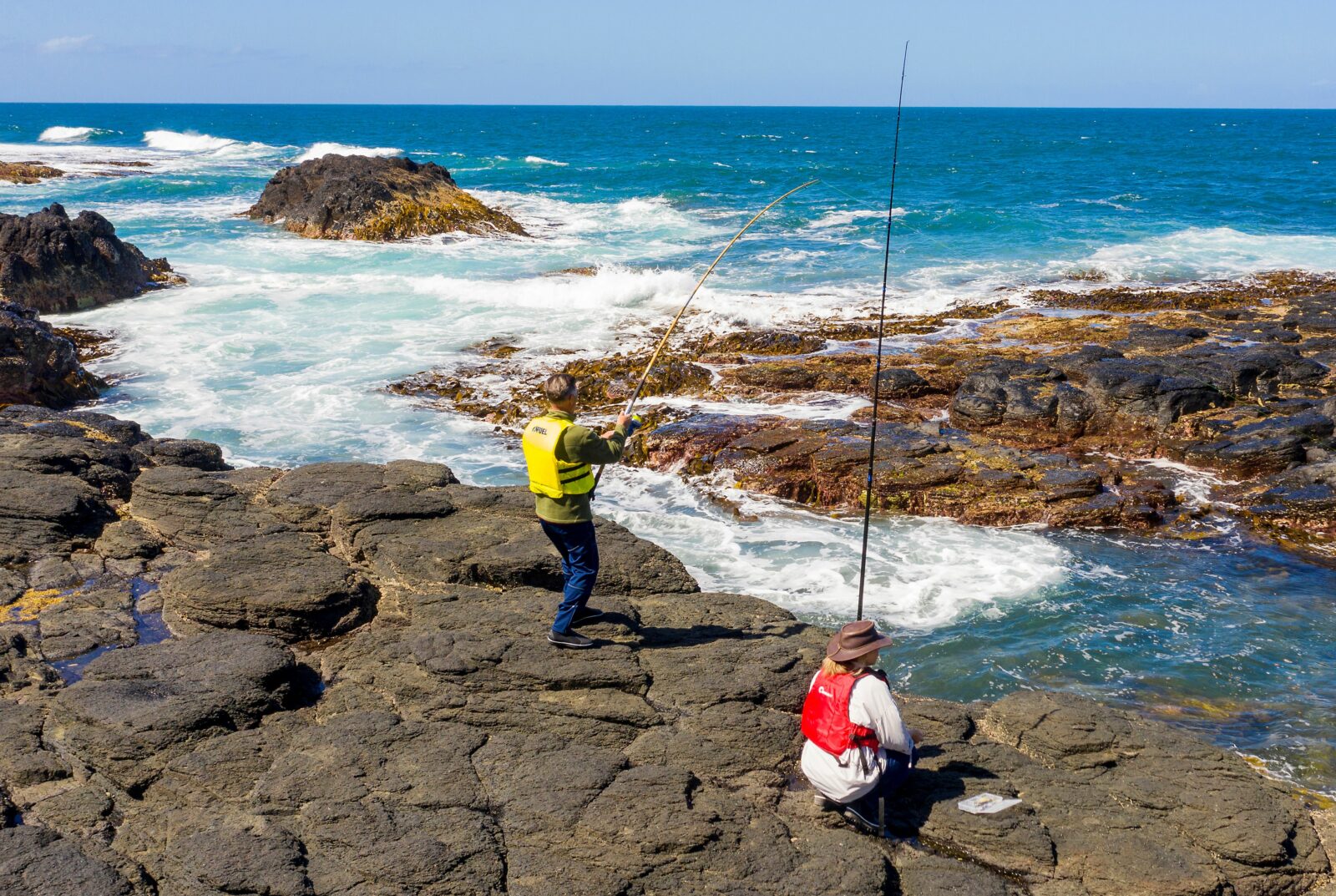 Victorian rock fishing lifejacket trial concludes - Fishing World Australia