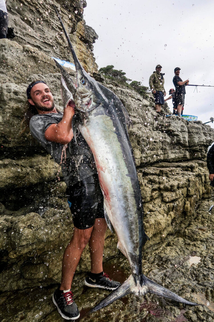 LBG Fishing The Tubes - Fishing World Australia