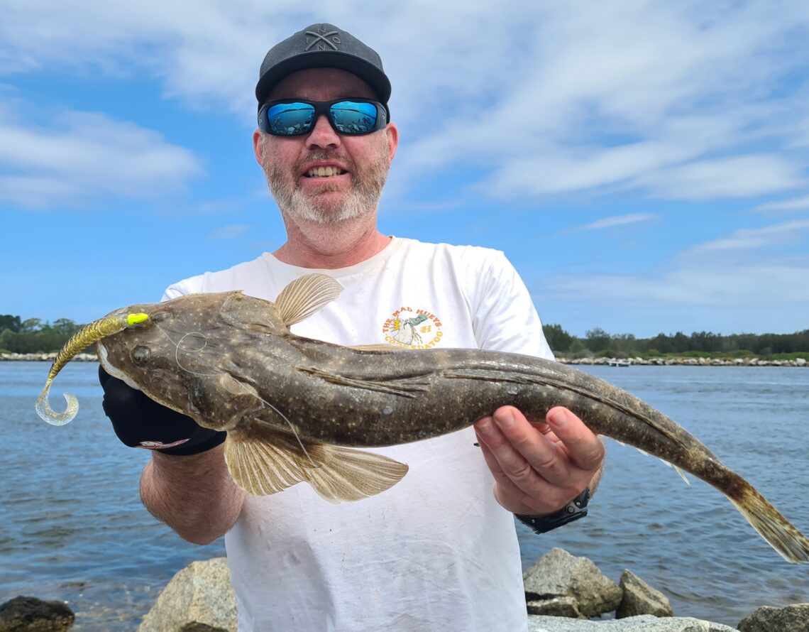 Rock wall flathead - Fishing World Australia