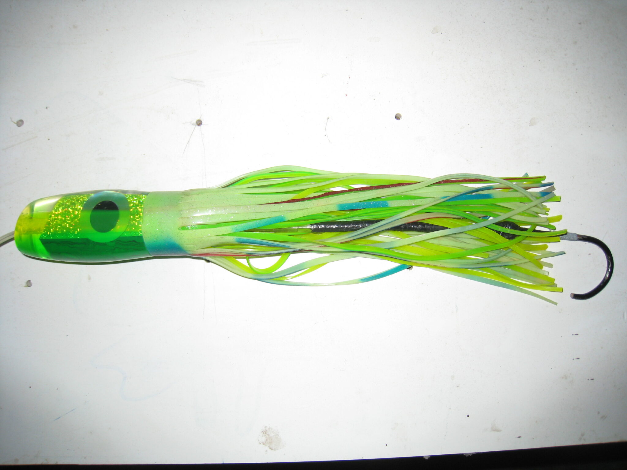 Marlin lure hooks - Fishing World Australia